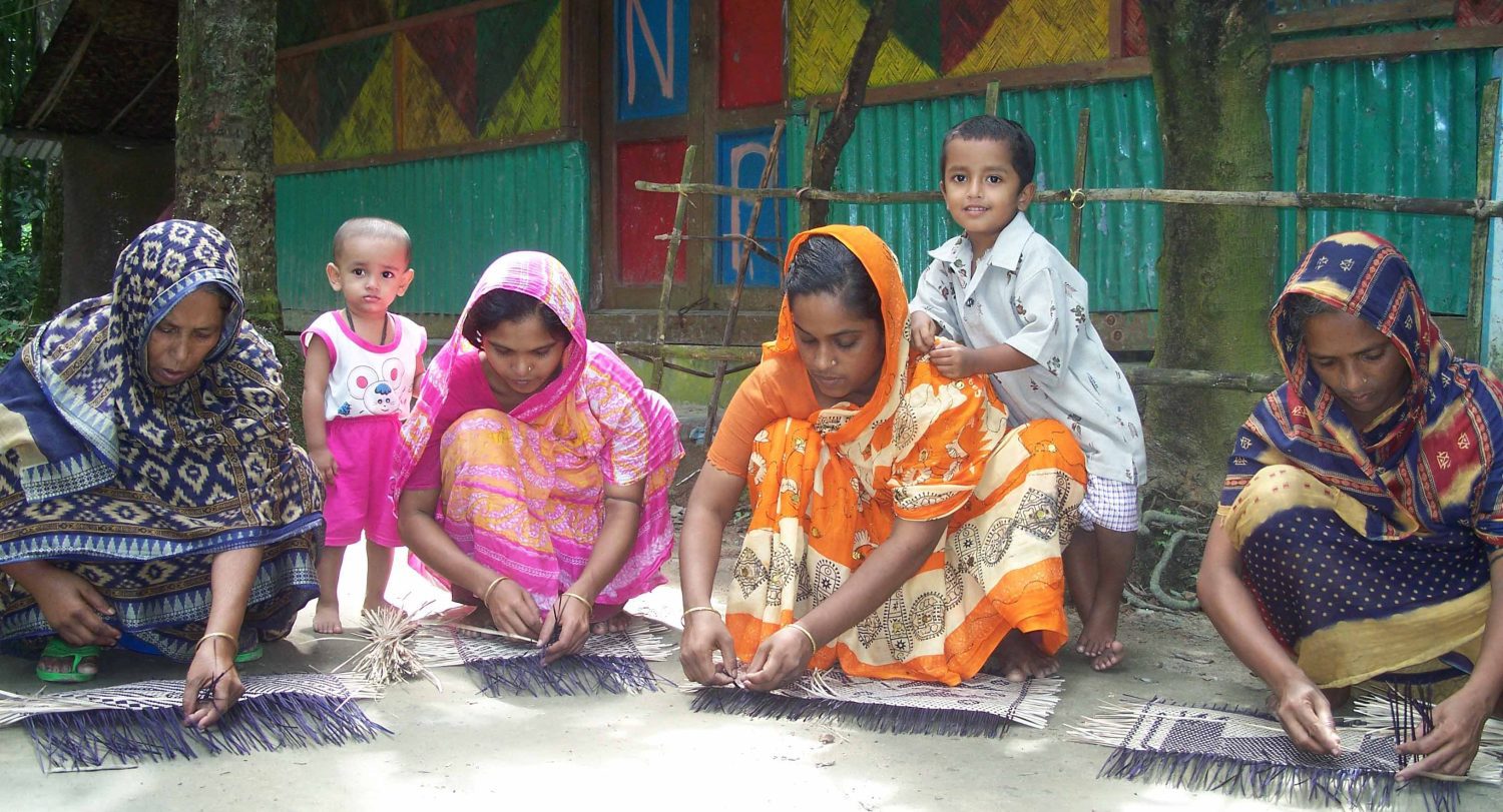 শীতল পাটি | SHITAL PATI - Bangladesh Fashion Archive